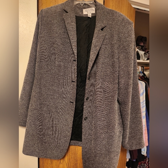Casual Corner | Jackets & Coats | Casual Corner Suit Jacket 2w | Poshmark